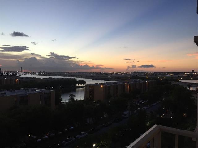 Luxury apartment complex for rent in Miami, Florida
