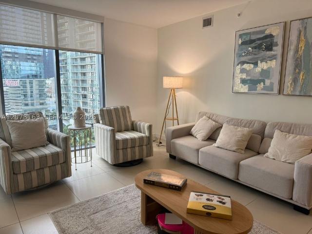 Luxury apartment complex for rent in Miami, Florida