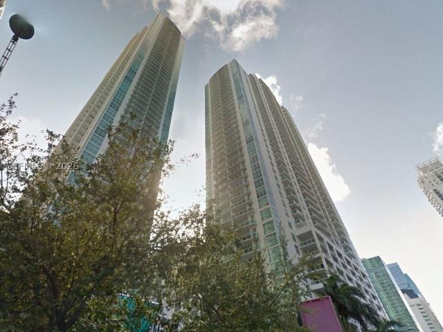 Luxury apartment complex for rent in Miami, Florida