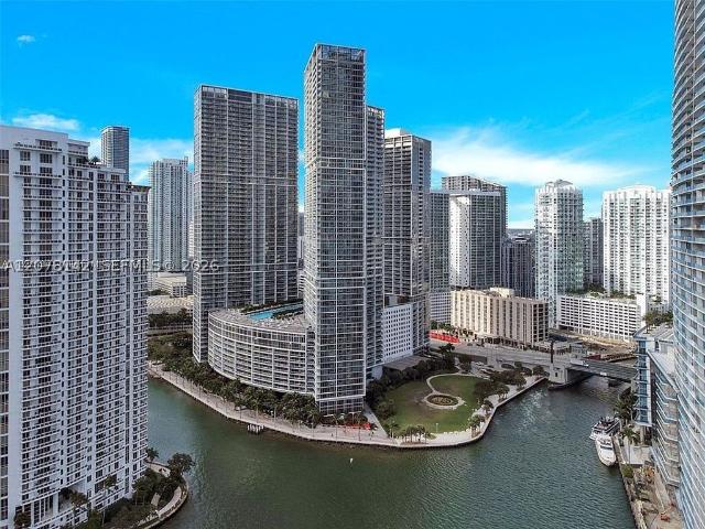 Luxury apartment complex for rent in Miami, Florida