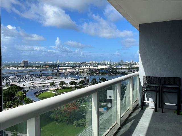 Luxury apartment complex for rent in Miami, Florida