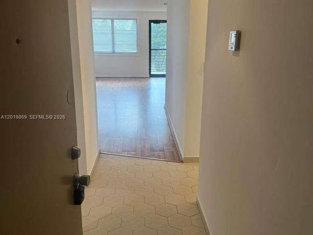 Luxury apartment complex for rent in Miami, Florida