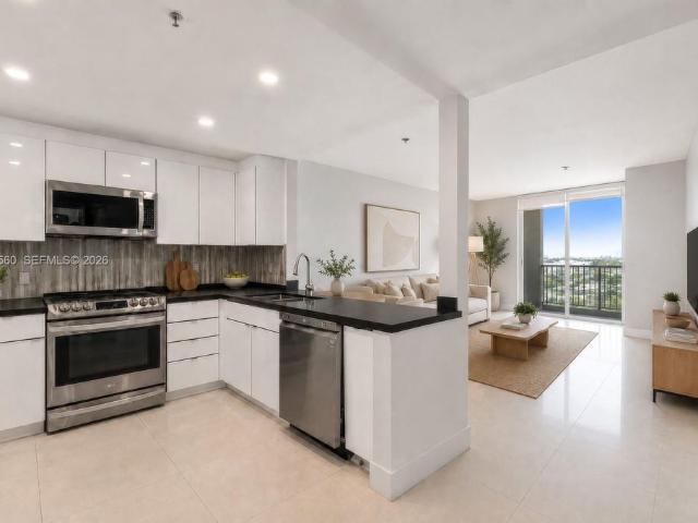 Luxury apartment complex for rent in Miami, Florida