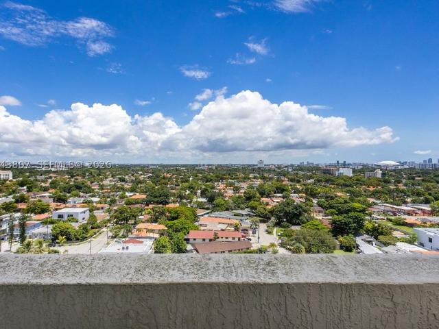 Luxury apartment complex for rent in Miami, Florida