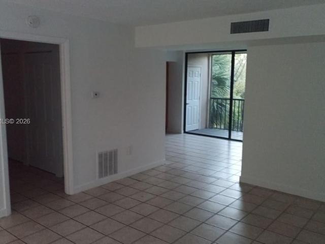 Luxury apartment complex for rent in Miami, Florida