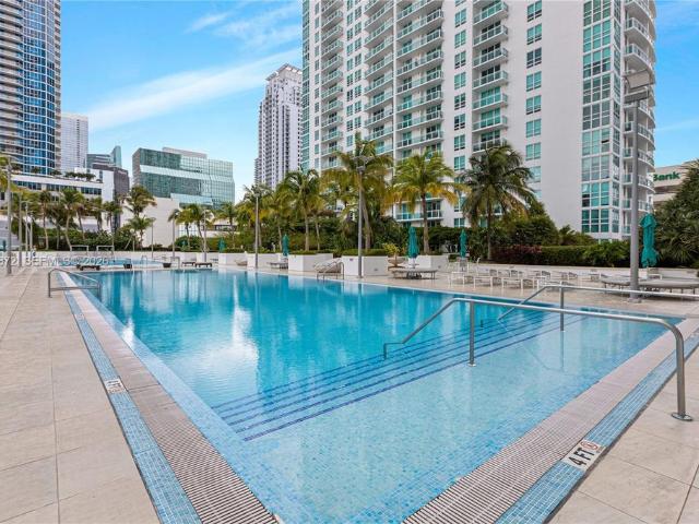 Luxury apartment complex for rent in Miami, Florida