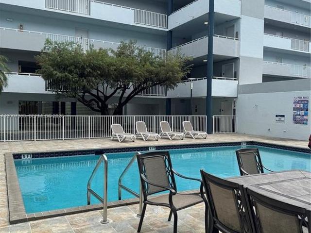 Luxury apartment complex for rent in Miami, Florida