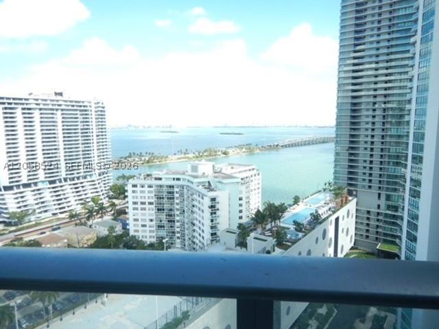 Luxury apartment complex for rent in Miami, Florida