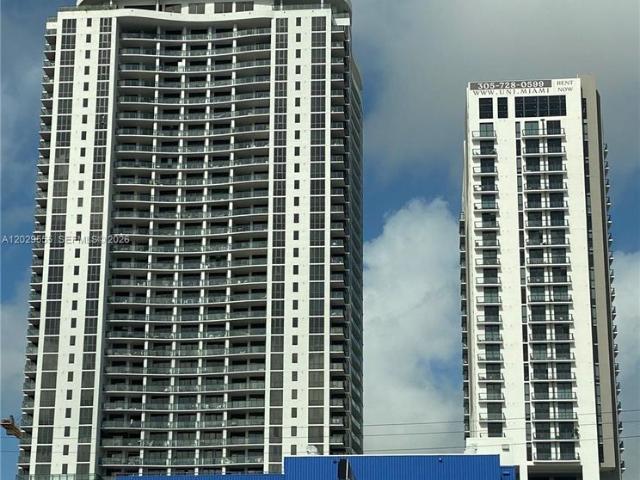 Luxury apartment complex for rent in Miami, Florida