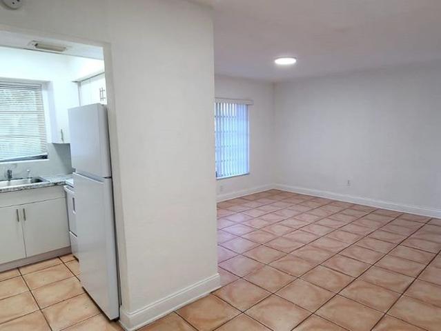 Luxury apartment complex for rent in Miami, Florida