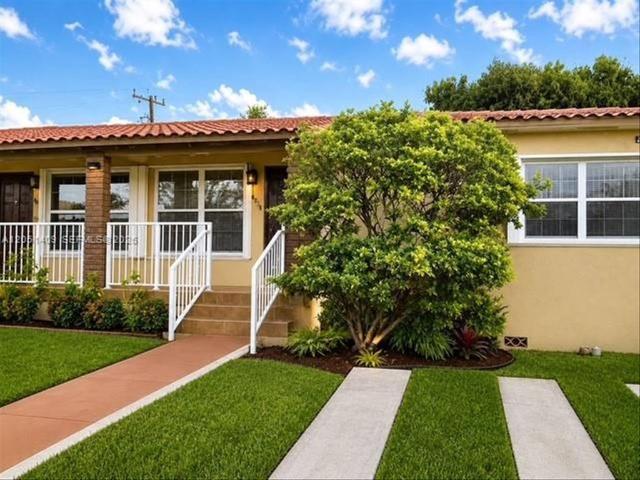 Luxury apartment complex for rent in Miami, Florida