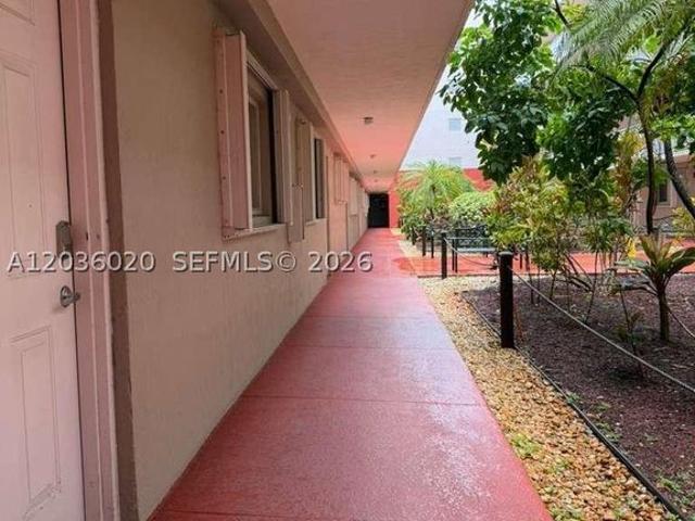 Luxury apartment complex for rent in Miami, Florida
