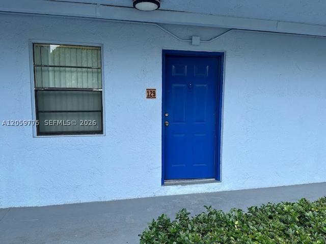 Luxury apartment complex for rent in Miami, Florida
