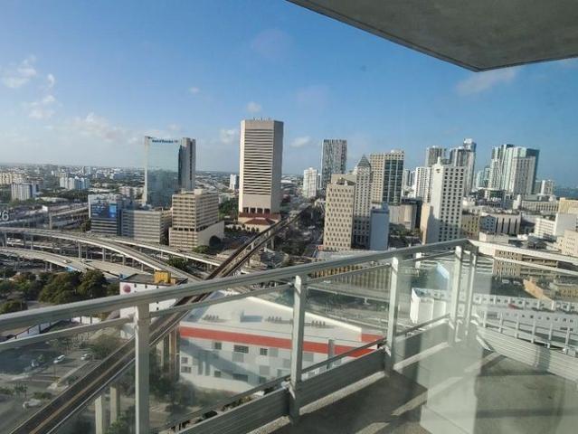 Luxury apartment complex for rent in Miami, Florida