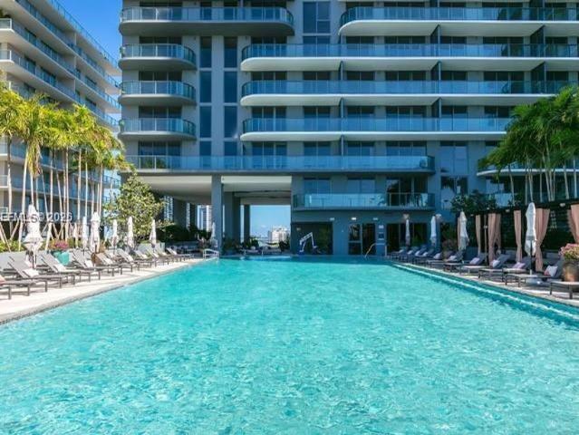 Luxury apartment complex for rent in Miami, Florida