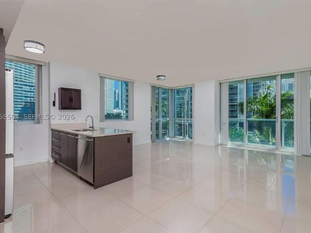 Luxury apartment complex for rent in Miami, Florida