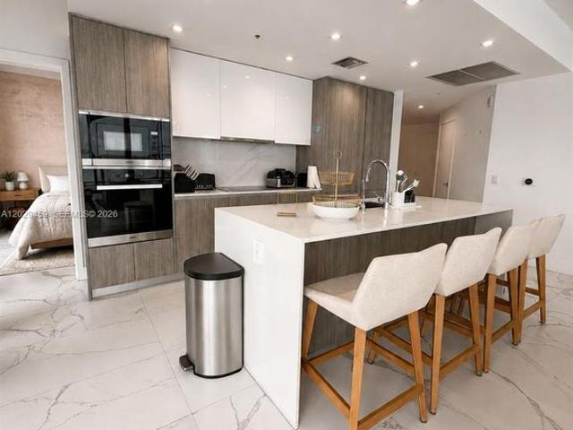 Luxury apartment complex for rent in Miami, Florida