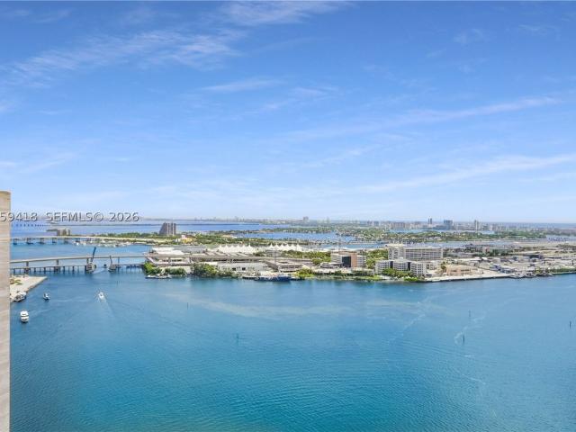 Luxury apartment complex for rent in Miami, Florida