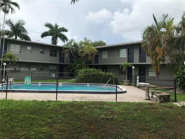 Luxury apartment complex for rent in Miami, Florida