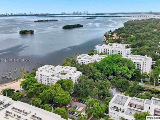 Luxury apartment complex for rent in Miami, Florida
