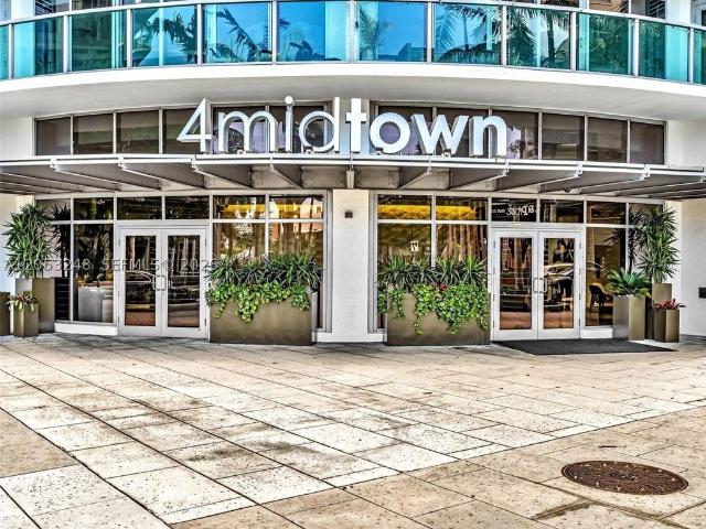 Luxury apartment complex for rent in Miami, Florida