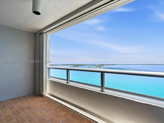 Luxury apartment complex for rent in Miami, Florida