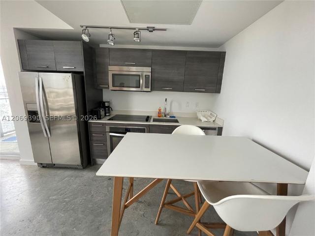 Luxury apartment complex for rent in Miami, Florida