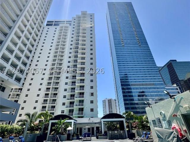 Luxury apartment complex for rent in Miami, Florida