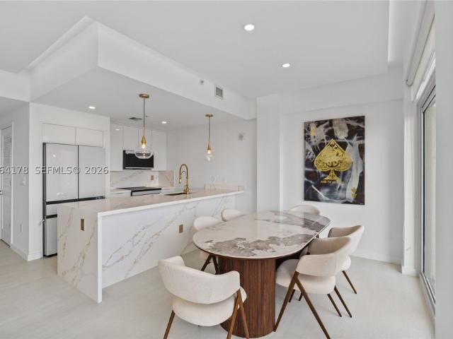 Luxury apartment complex for rent in Miami, Florida