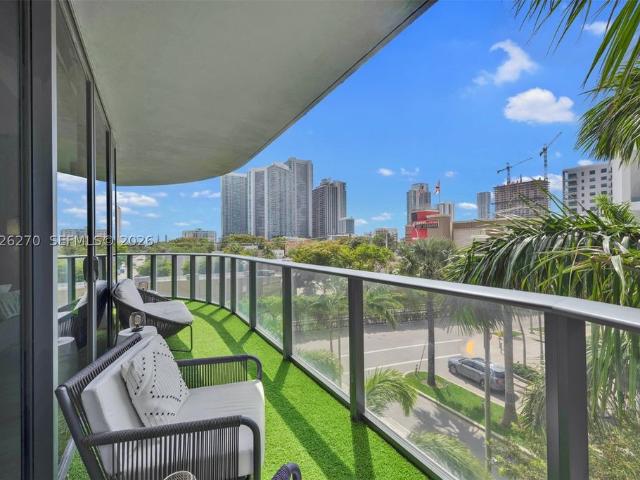 Luxury apartment complex for rent in Miami, Florida