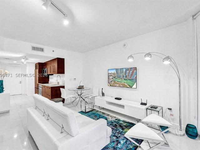 Luxury apartment complex for rent in Miami, Florida