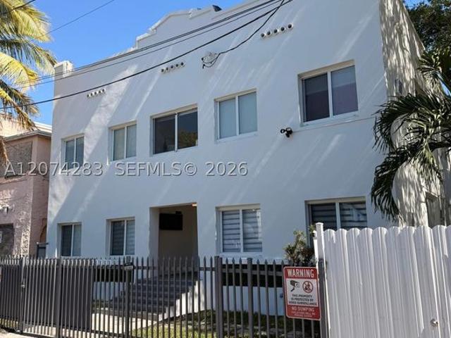 Luxury apartment complex for rent in Miami, Florida
