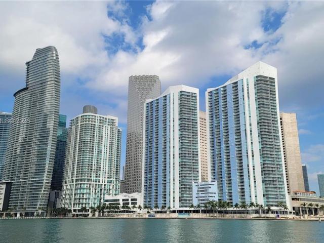 Luxury apartment complex for rent in Miami, Florida