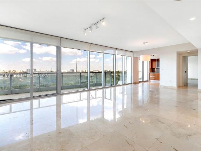 Luxury apartment complex for rent in Miami, Florida