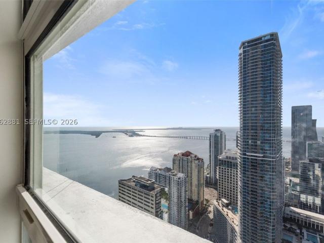Luxury apartment complex for rent in Miami, Florida