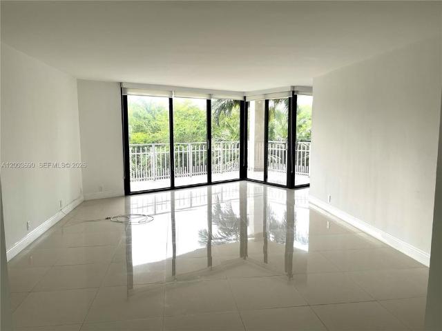Luxury apartment complex for rent in Miami, Florida