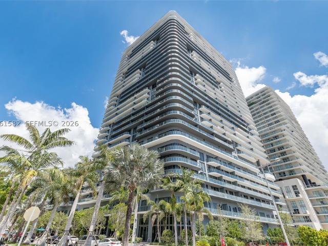 Luxury apartment complex for rent in Miami, Florida