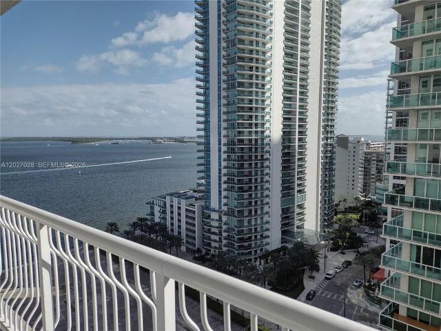 Luxury apartment complex for rent in Miami, Florida