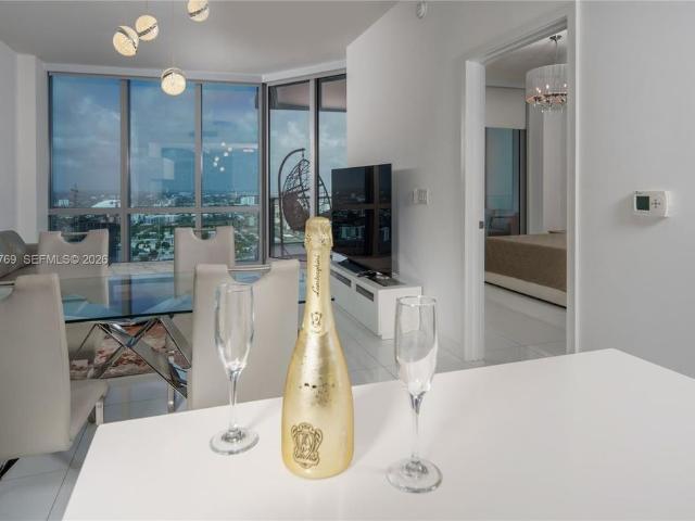 Luxury apartment complex for rent in Miami, Florida