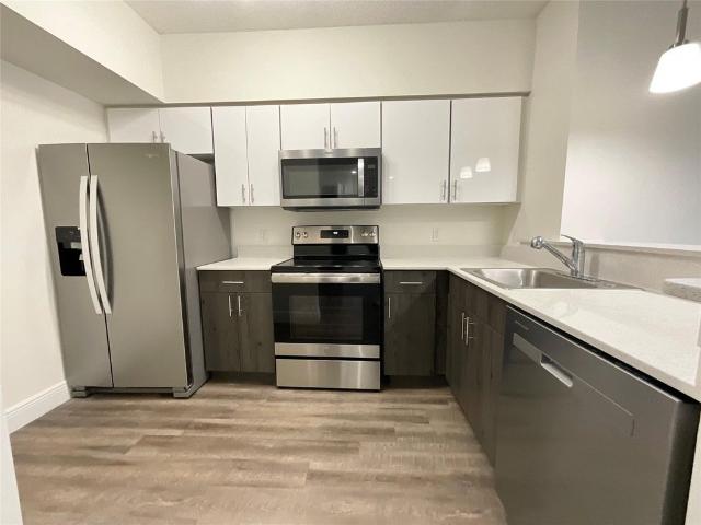 Luxury apartment complex for rent in Miami, Florida