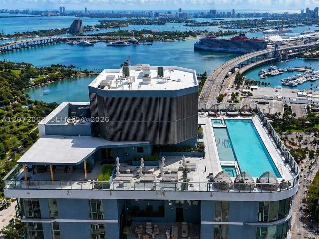 Luxury apartment complex for rent in Miami, Florida