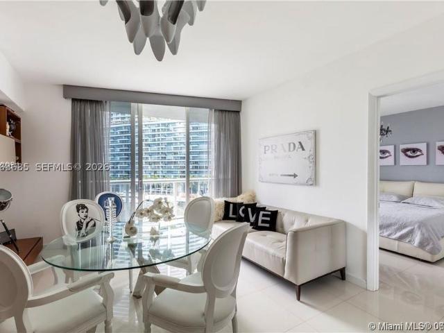 Luxury apartment complex for rent in Miami, Florida