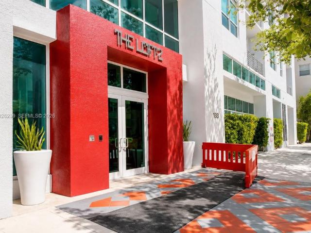 Luxury apartment complex for rent in Miami, Florida