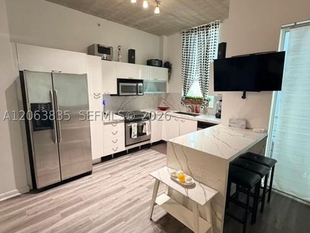Luxury apartment complex for rent in Miami, Florida
