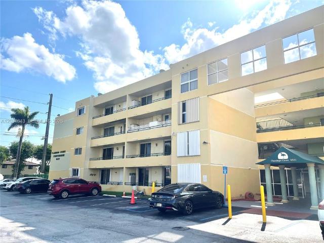 Luxury apartment complex for rent in Miami, Florida