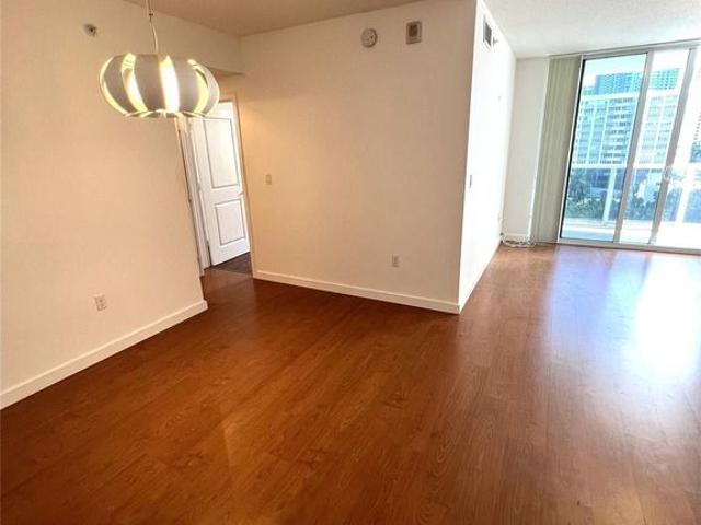 Luxury apartment complex for rent in Miami, Florida