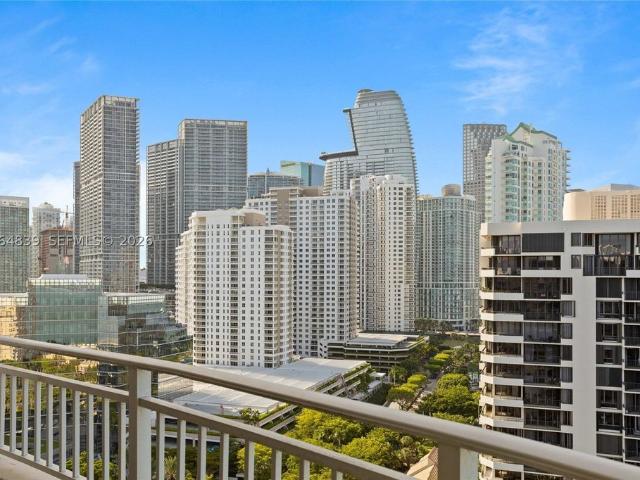 Luxury apartment complex for rent in Miami, Florida