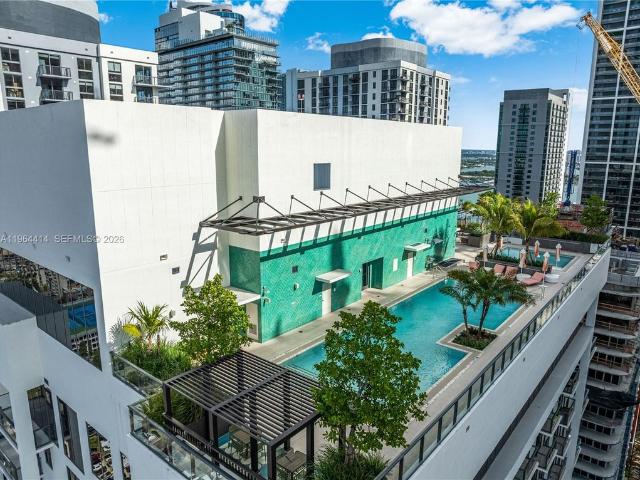 Luxury apartment complex for rent in Miami, Florida