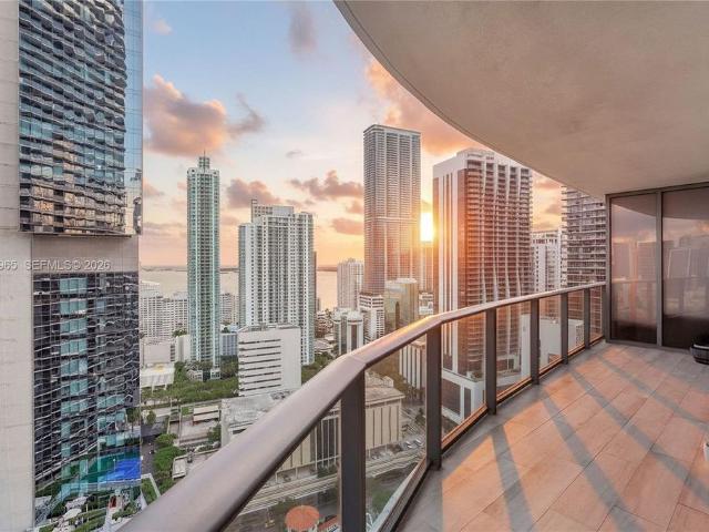 Luxury apartment complex for rent in Miami, Florida