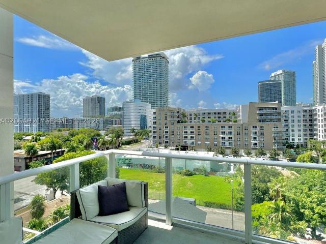 Luxury apartment complex for rent in Miami, Florida